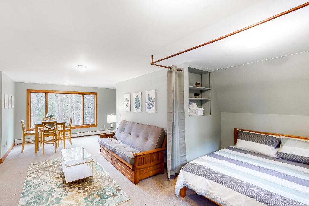 Edson Hill Getaway #4, Stowe Fork (updated prices 2025)