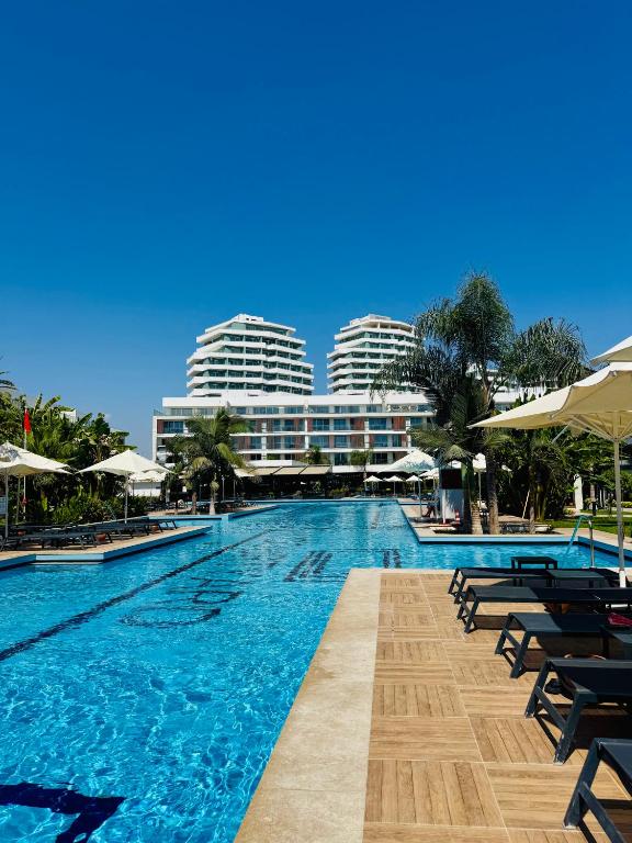 Wakacyjny apartament w Courtyard Long Beach Holiday Resort, Iskele ...