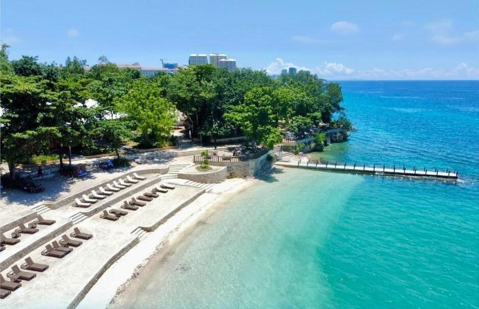 BEACH Condo at The Mactan Newtown for 6 guests, Punta Engaño (updated ...