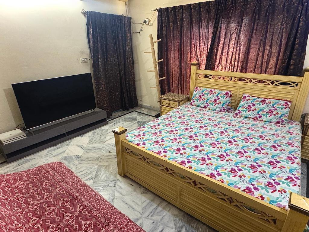 Capital Express Guest House H-13 Islamabad - Near Airport, Bus and ...