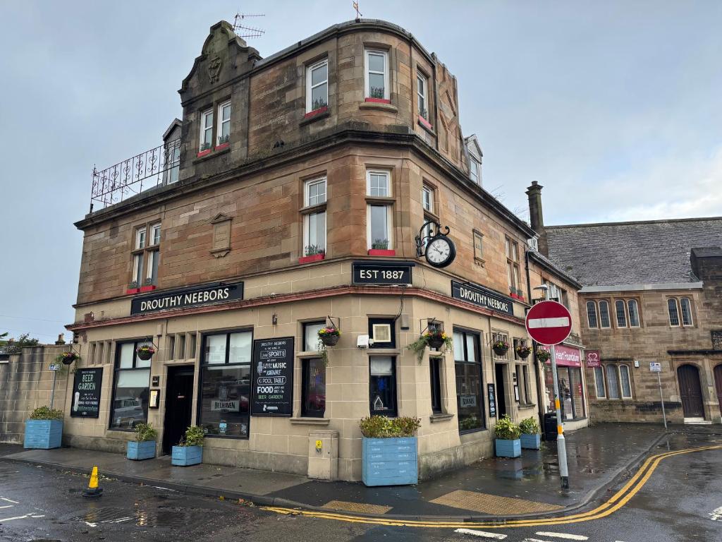 Crawford House, Largs (updated prices 2026)