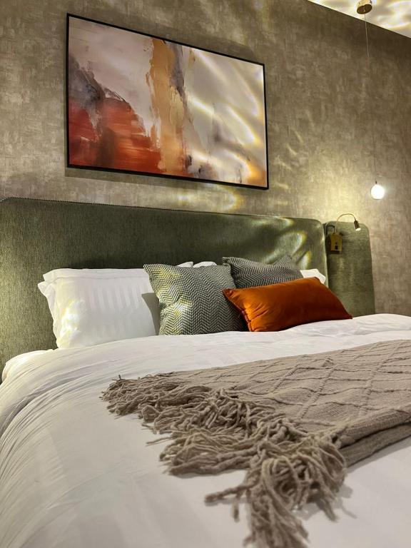 Lova Studio Luxury with 70 screen near Boulevard, Riyadh (updated prices 2026)