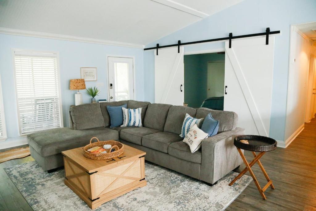 Full of Faith Beach Retreat Perfect Fall Escape!, Gulf Shores (prezzi ...