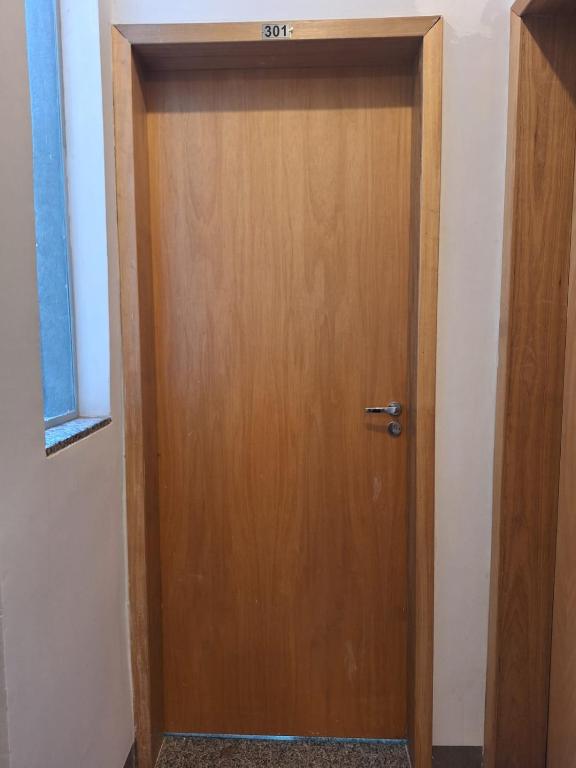Apartamento próximo da UFG Campus Samambaia, Гоянія (оновлені ціни на ...