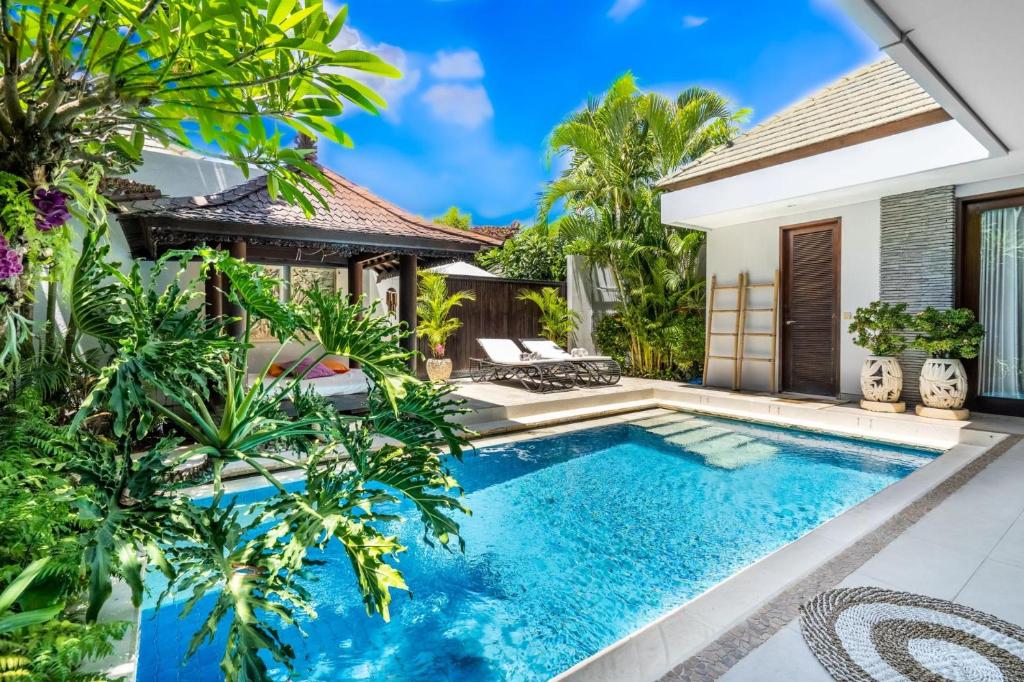 Kejora Beachfront Estate - Villa Murni moments from Sanur beach, Sanur ...