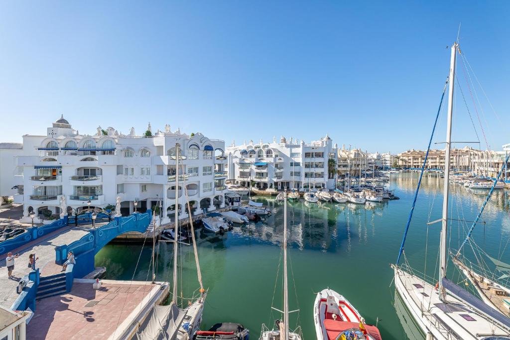 Holiday rentals apartment with Sea Views Puerto Marina, Benalmádena ...