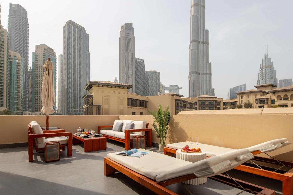 Frank Porter - Attareen B, Burj Khalifa Fountains, Downtown, Dubai ...