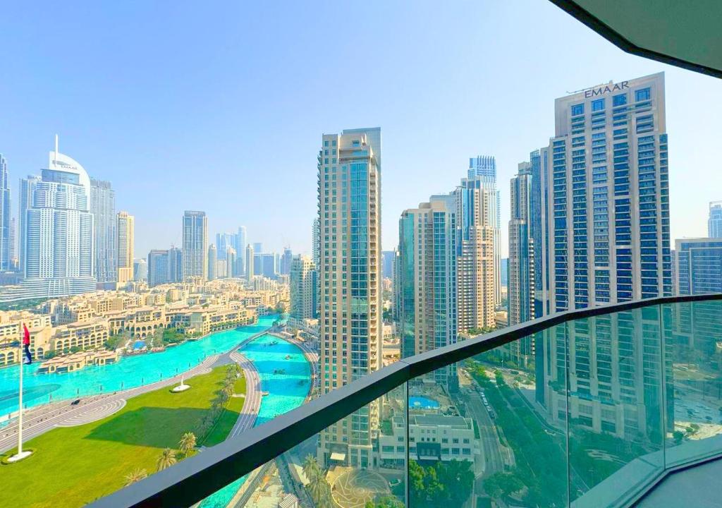 DreamShoma Grande Signature Luxury Full Burj Khalifa & Fountain View ...