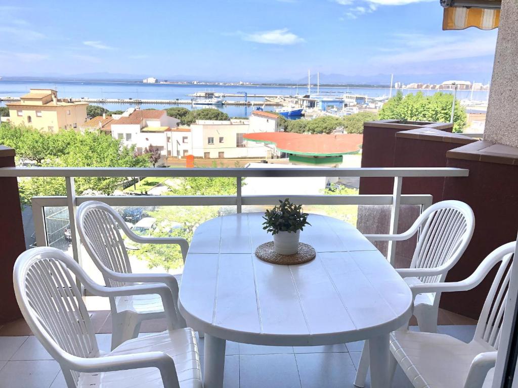 Apartamento con encanto junto al mar y al centro - ES-258-159, Roses ...