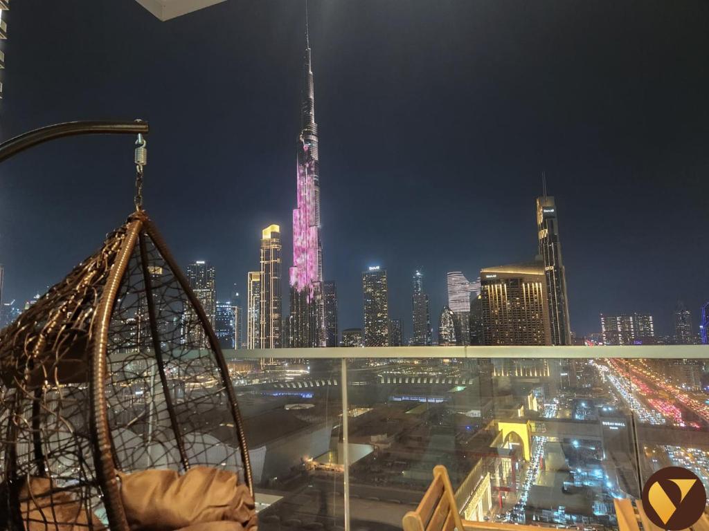 Vogue Downtown Vida Dubai Mall Two Bedroom Apartment with Stunning Full Burj Khalifa View from ...