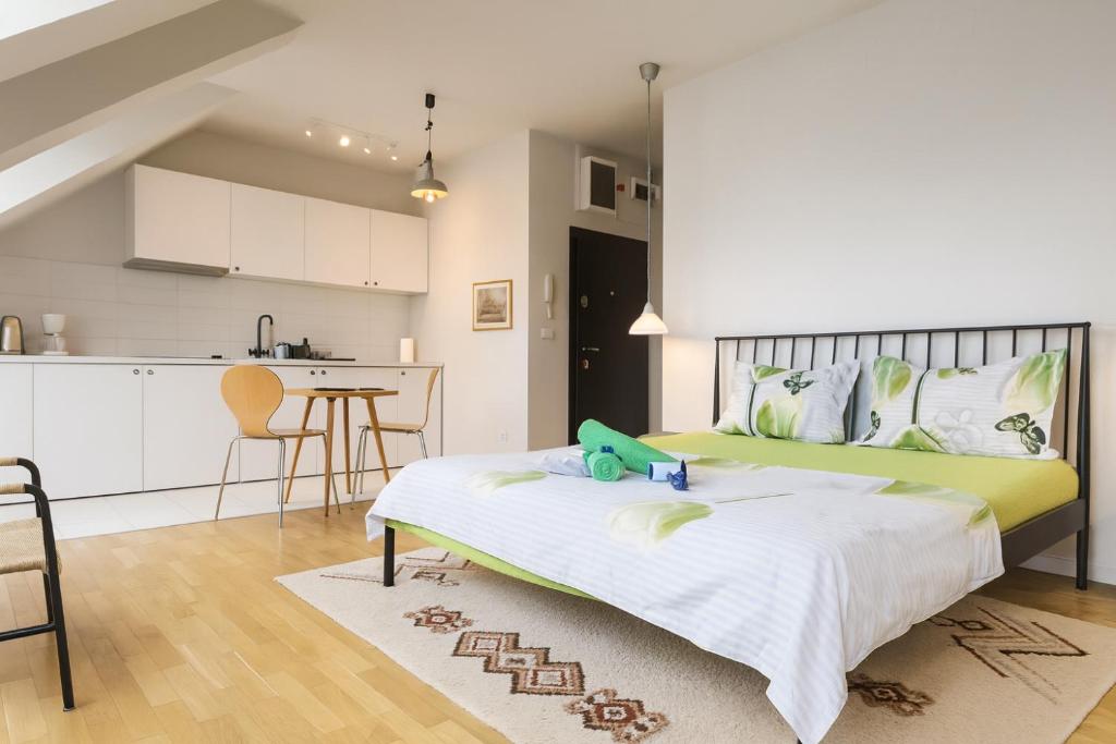 Central Glow Studio, Bucarest (precios actualizados 2026)