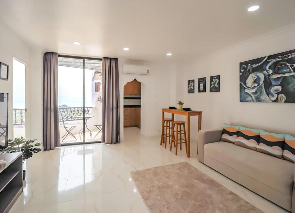 Pattaya Cozy Beach Sea View Apartment,‏ פאטאיה סאות' (מחירים מעודכנים ל ...