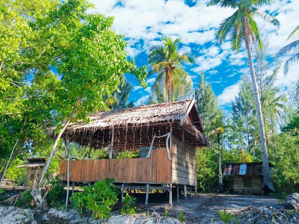 Naviza Homestay raja ampat, Mios Besar (tarifs actualisés, 2025)