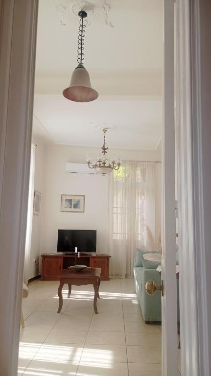Calliope's Neoclassical Home in the heart of Plaka, Athens (updated ...