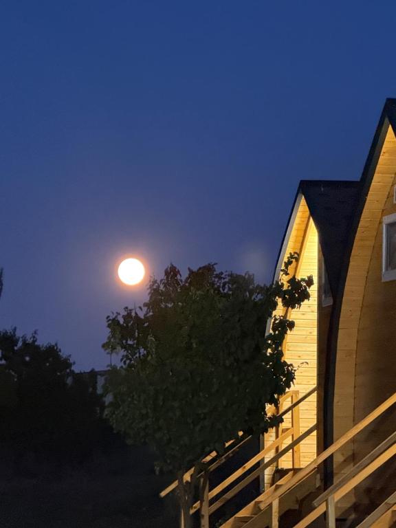 Adel Guest House, Ostrov Kayrak (updated prices 2026)