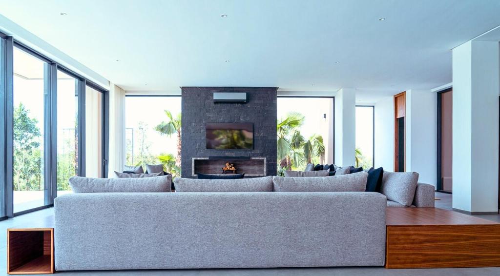 Villa Timenkar - Moroccan spa and mountain panorama, Aghmat (updated ...