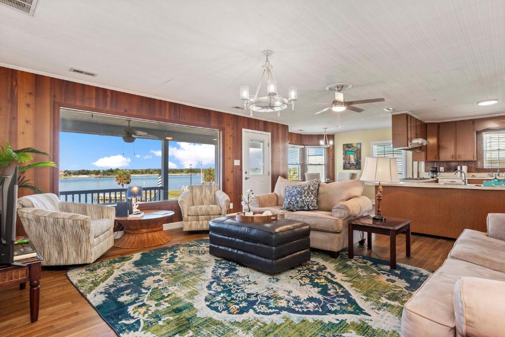 The Indigo Pearl by Emerald Isle Realty, Swansboro (precios ...