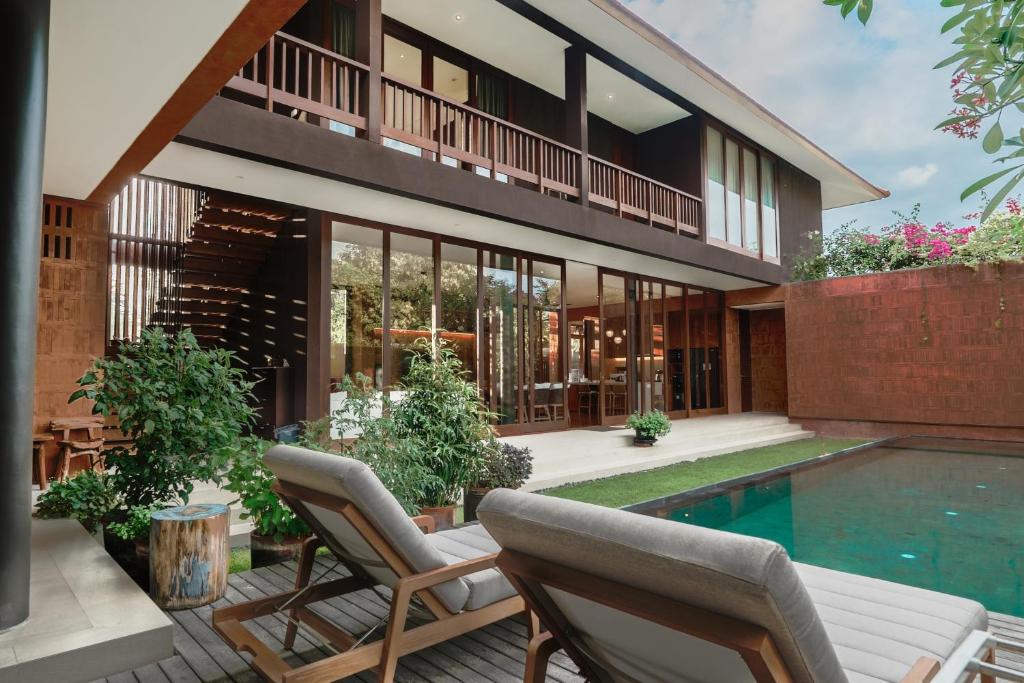 Bali Radiance 4 bedrooms with private bathrooms - Pool, Beach & Airport ...