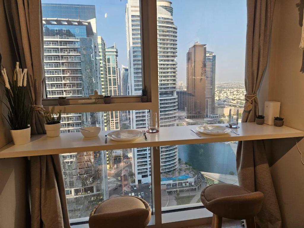 JLT Studio, Steps to Metro, High floor, Smart Home, Dubai (bijgewerkte ...