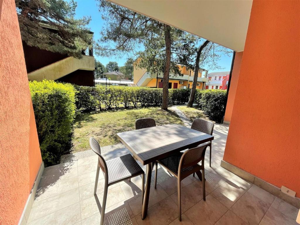 Bright flat with pool and garden, Bibione (prezzi aggiornati per il 2026)