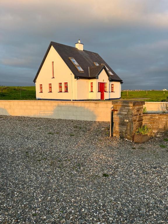 White Strand House, Milltown Malbay (prezzi aggiornati per il 2025)