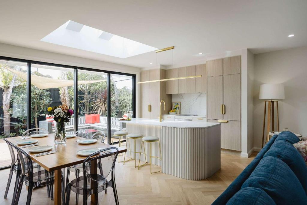 Brighton Coastal Hideaway with Free Parking, Melbourne (precios ...