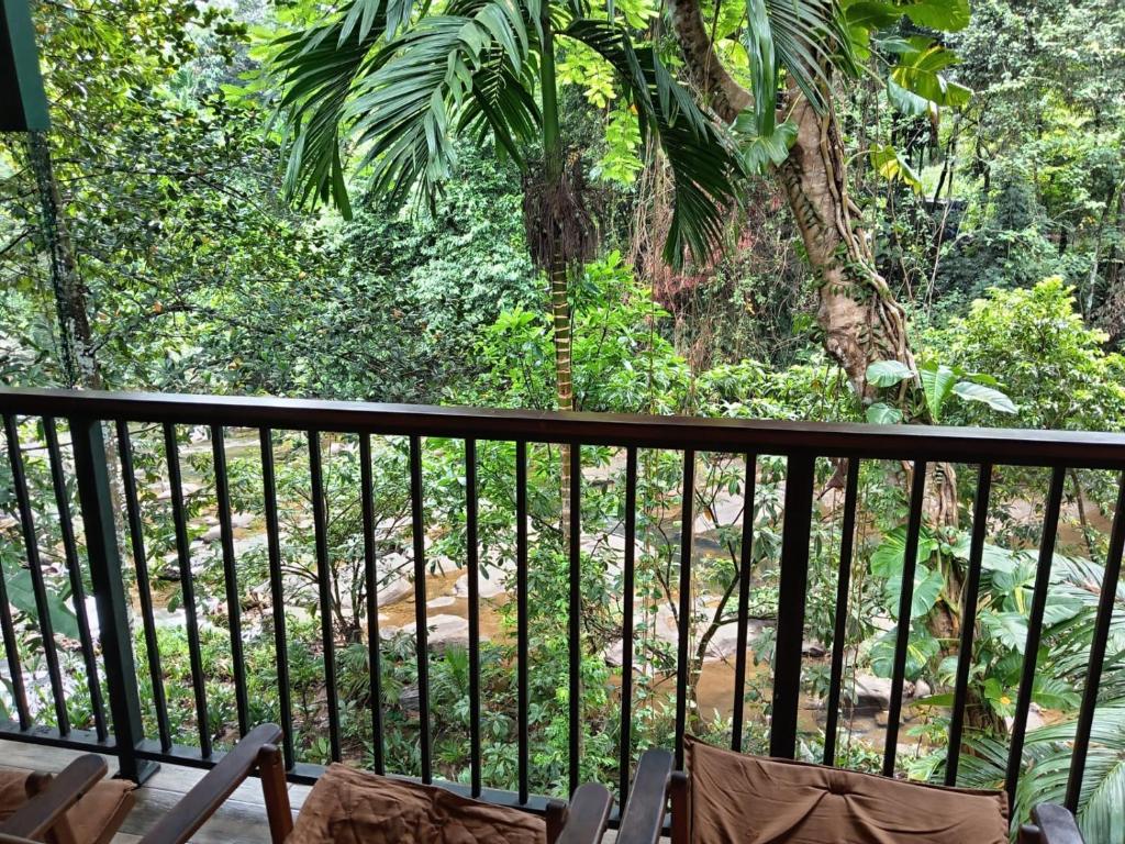 Old Bridge Riverside Hotel, Kitulgala (precios actualizados 2026)