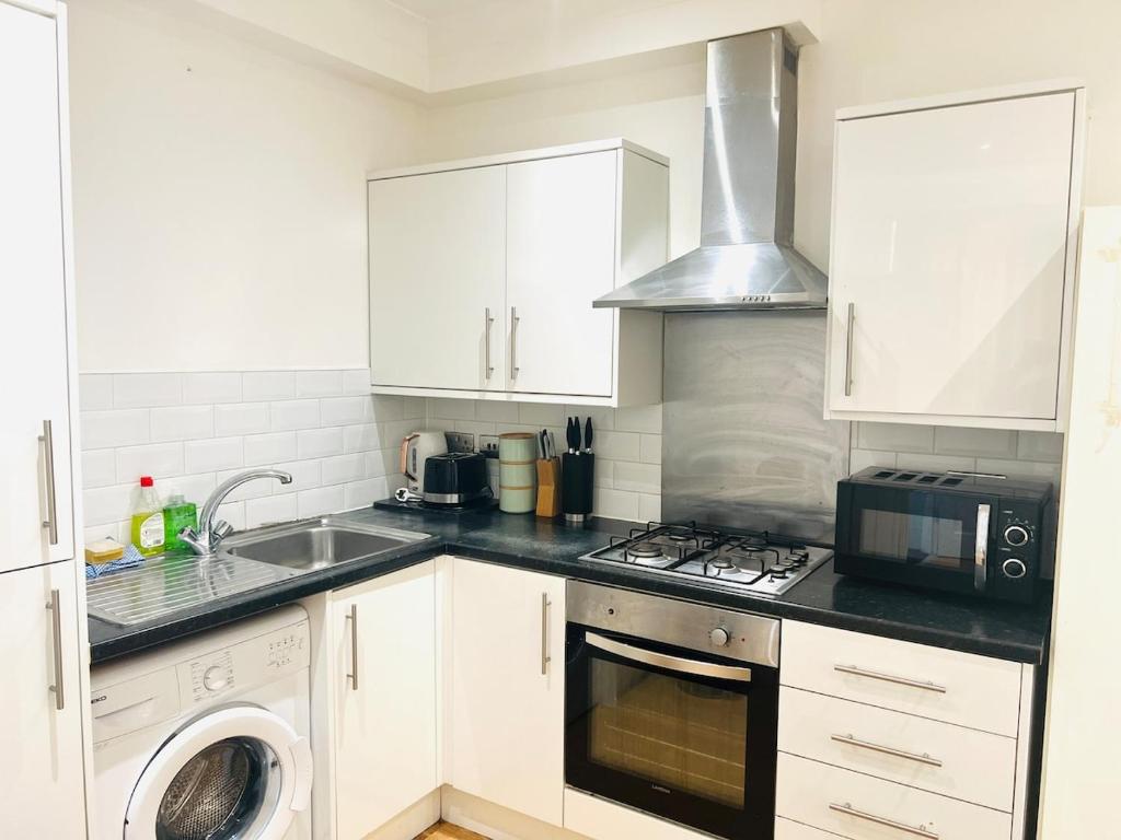 Bright studio flat in Good location, Londres (tarifs actualisés, 2026)