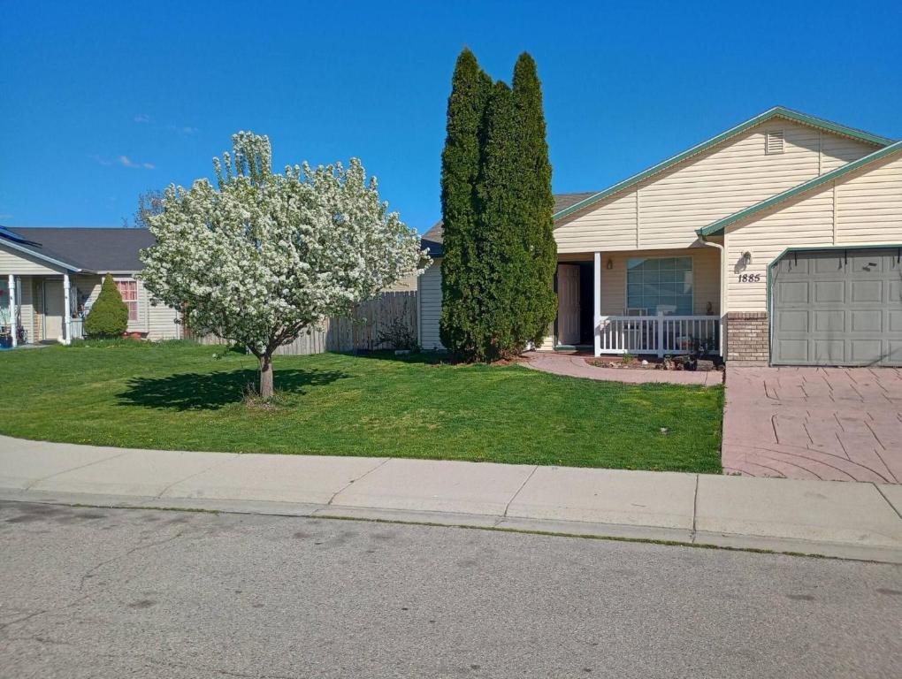 Gem Estates Eagles nest, Emmett (uppfærð verð fyrir árið 2025)