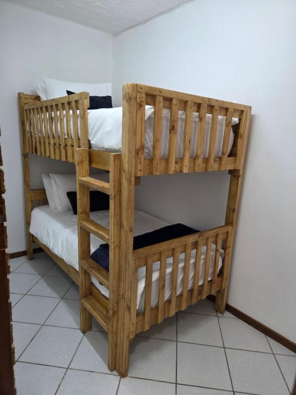 Hannes Pienaar, Mossel Bay (updated prices 2026)