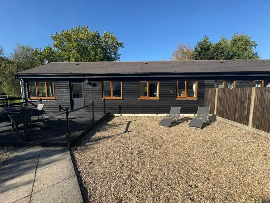 Brook Farm Cottage with Hot Tub - Parking for 2 cars, Blean (updated ...