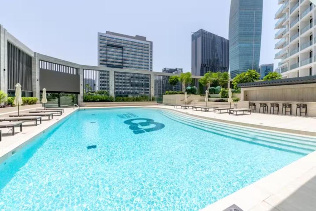 杜拜FIRST CLASS 1BR Modern Serenity , Near Downtown（2025 年最新房價）
