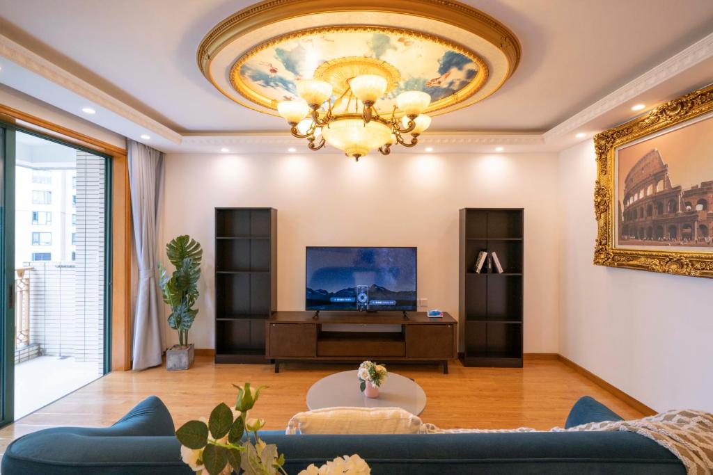Tyms Xujiahui Modern 2BR APT, Шанхай (актуальные цены 2026 года)