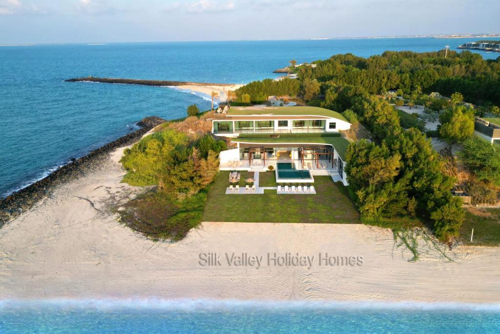 Royal Retreat Villa by Silk Valley at Nurai Island, Abu Dhabi (updated ...