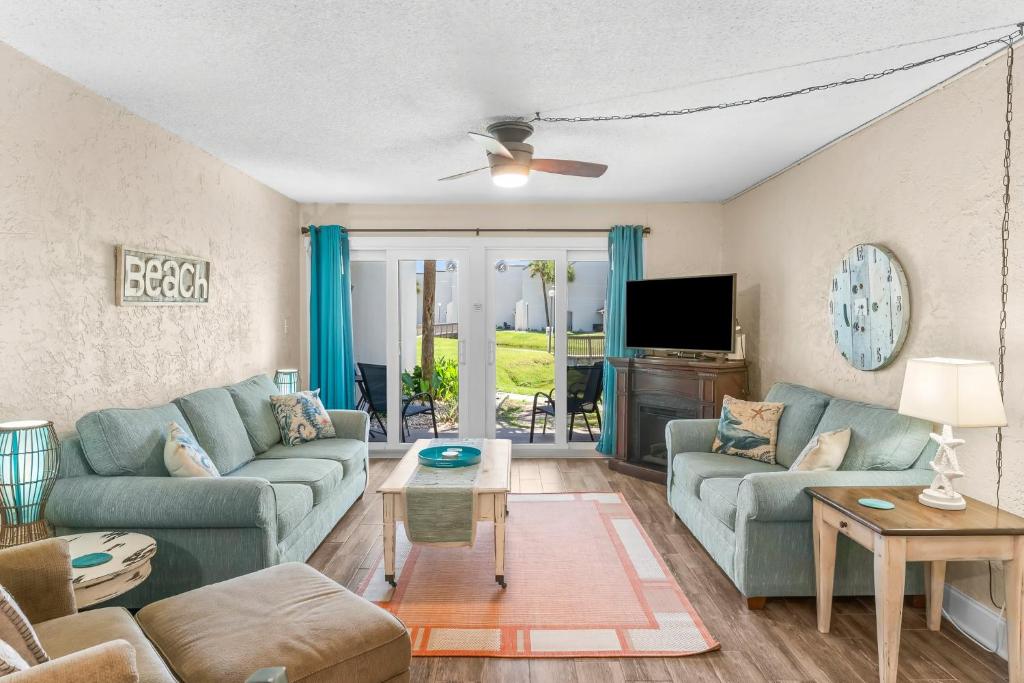 Turtle Cove at Sugar Beach #E16 by Nautical Properties Vacation Rentals ...