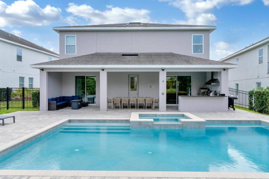 Encore 9BR Luxury Pool Spa Disney Nearby, Orlando (updated prices 2025)