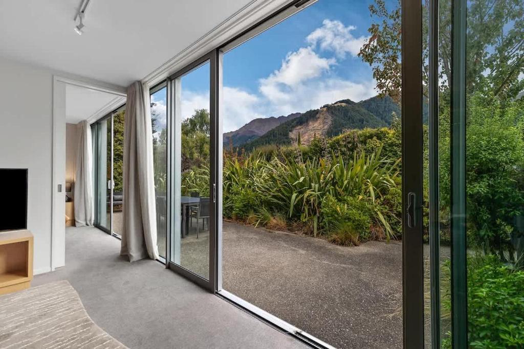 The Nest, Queenstown (updated prices 2026)