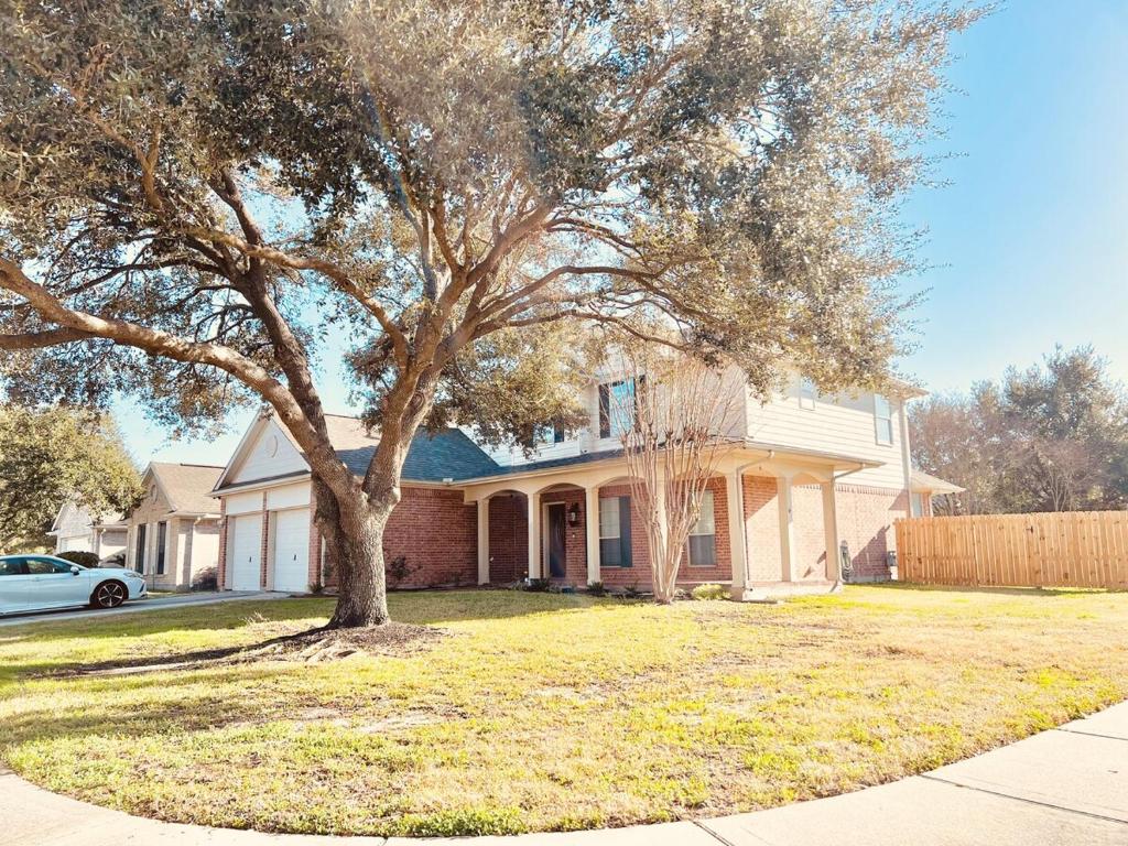 Private Community Full Home, Spring (updated prices 2025)