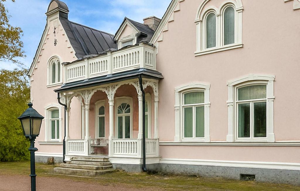 2 Bedroom Stunning Apartment In Högsby, Högsby (updated prices 2026)