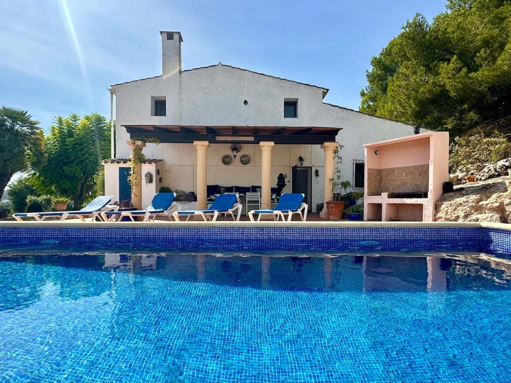 3 Bedroom Finca with Pool in Moraira, Paratella (ažurirane cene za 2026 ...