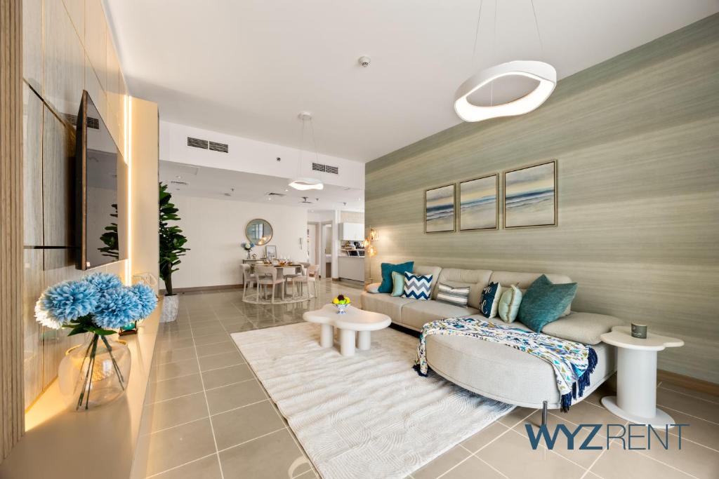 Salt & Sand Hamptons Glow 2BR Sulafa Tower Marina, Dubai (nove cijene ...