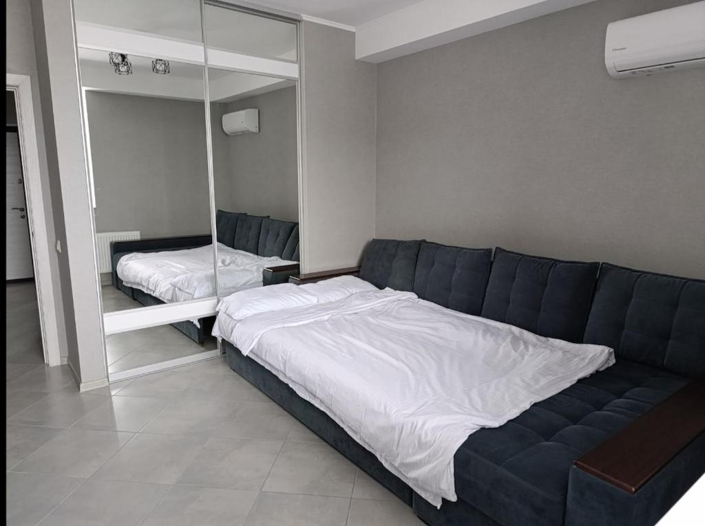 GOLD STAR Apartment Free Coffee & Netflix, Kiszyniów (aktualne ceny na ...