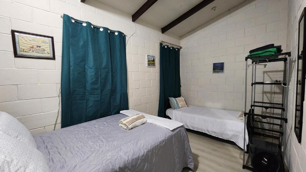 Casa en Altos del Cerro, Soyapango (prețuri actualizate 2025)