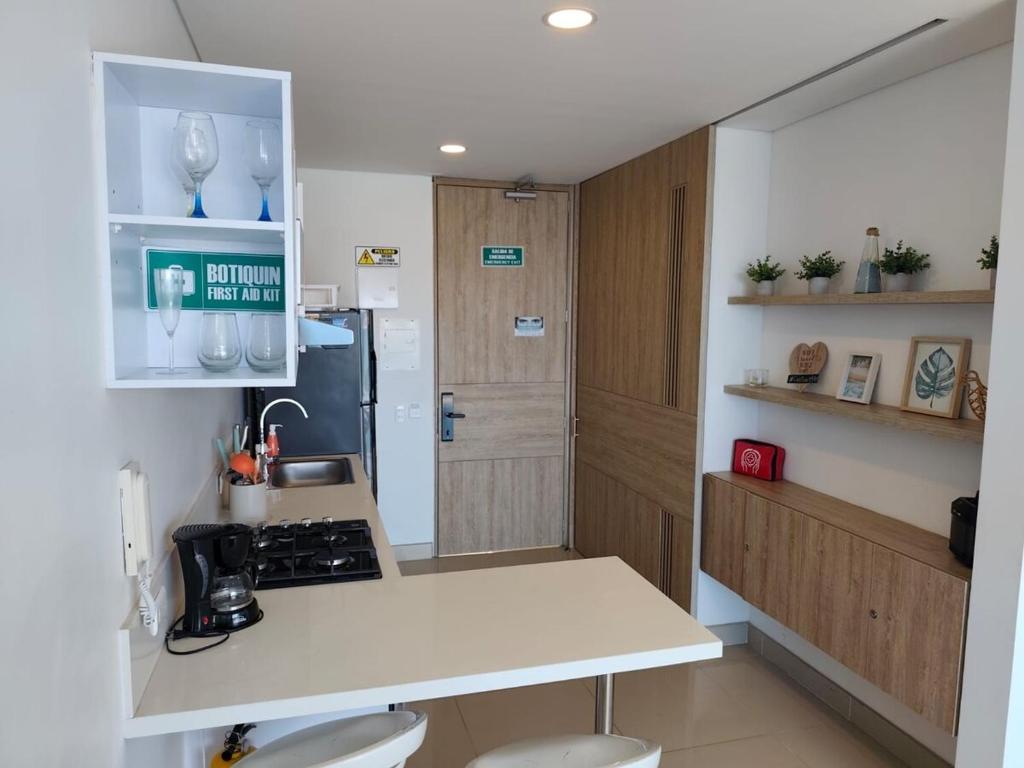 Loft 19th Floor Ocean View - Beachfront, Gaira (updated prices 2026)