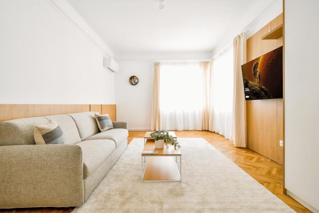 For Those Who Want It All Duplex Lift Ac, Sofia (tarifs actualisés, 2025)