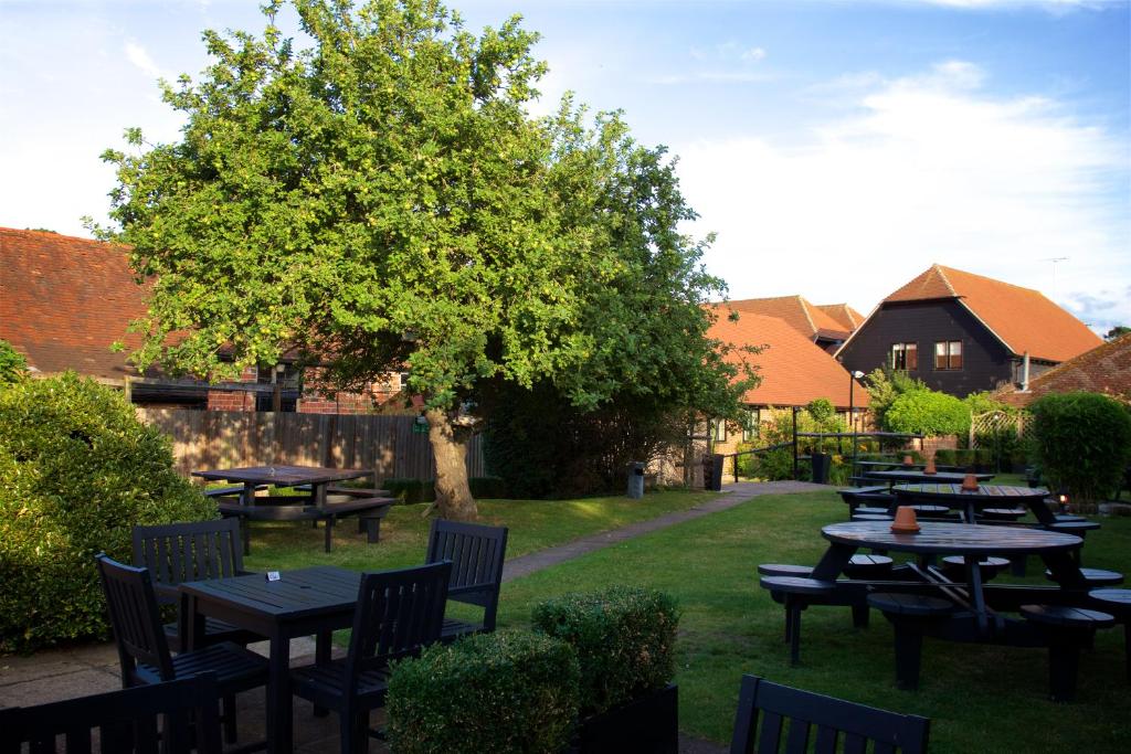 The Talbot Inn, Woking (updated prices 2025)