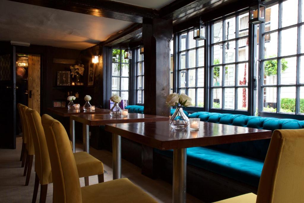 The Talbot Inn, Woking (updated prices 2025)