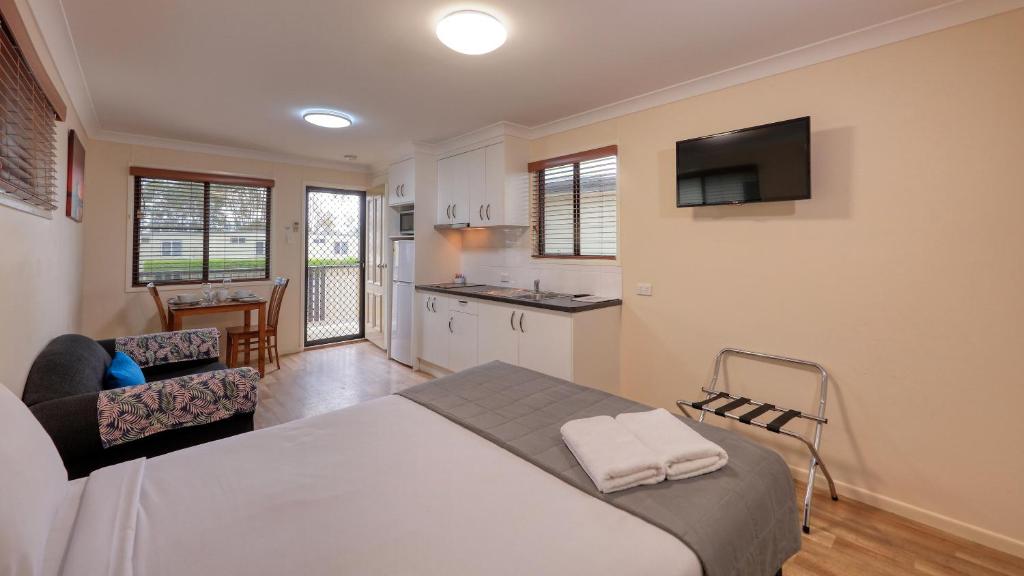 Milmerran Village Caravan Park, Millmerran (updated prices 2026)