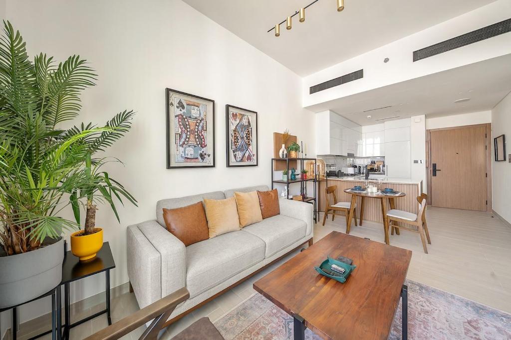 FIRST CLASS 1BR Cozy Escape in JVC, Dubai (preços atualizados 2026)