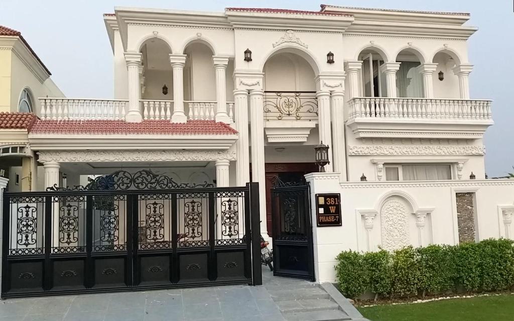 Fully Furnished Luxury Home DHA Lahore, Lahore (updated prices 2026)